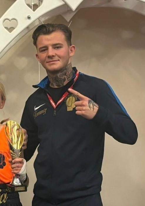 Professional trainers and instructors — CAMBRIDGE FIGHT CENTRE